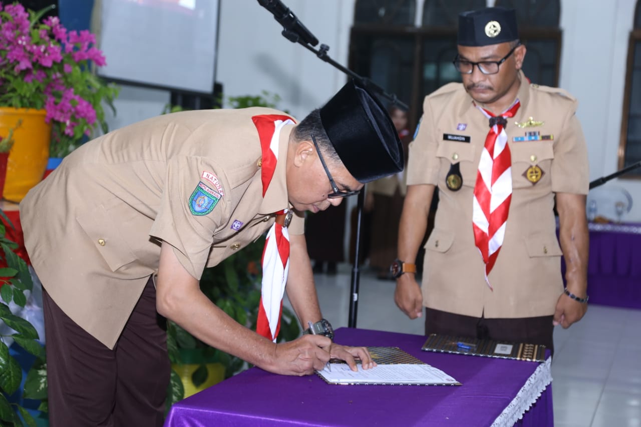 Kepala Kwartir Ranting Gerakan Pramuka Natuna Lantik Ketua dan Pengurus ...